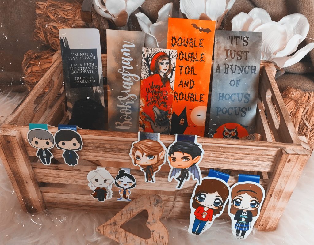 Bookish-Merchandise – Beauty and the book